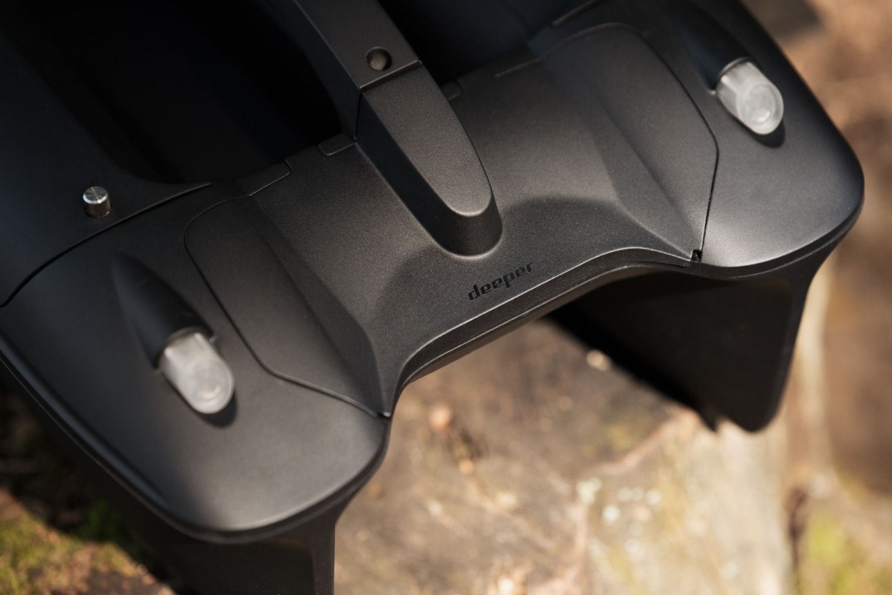 Deeper - Quest Bait Boat