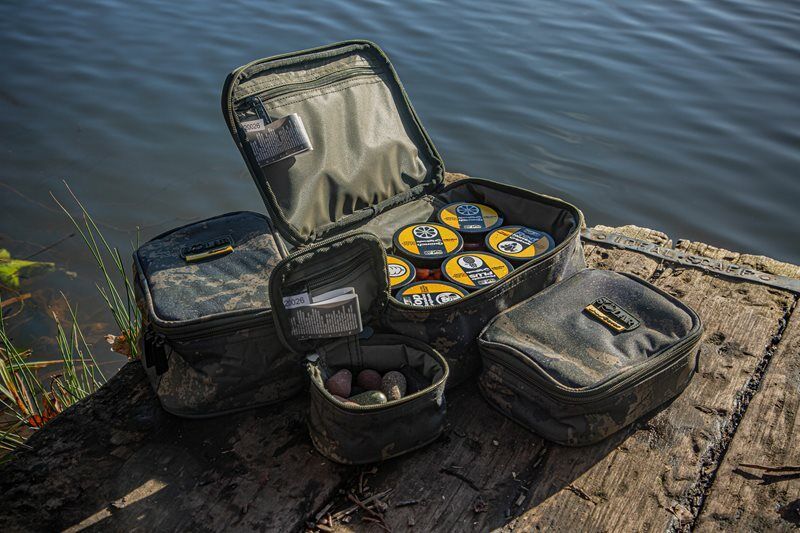 Solar Tackle - Undercover Camo Multipouch