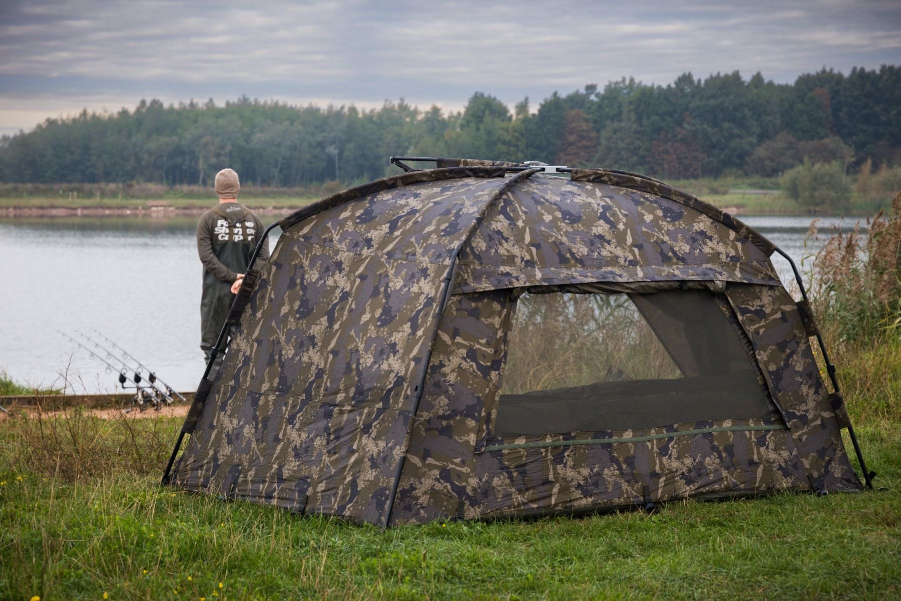 Solar Tackle - Camo Compact Spider Shelter