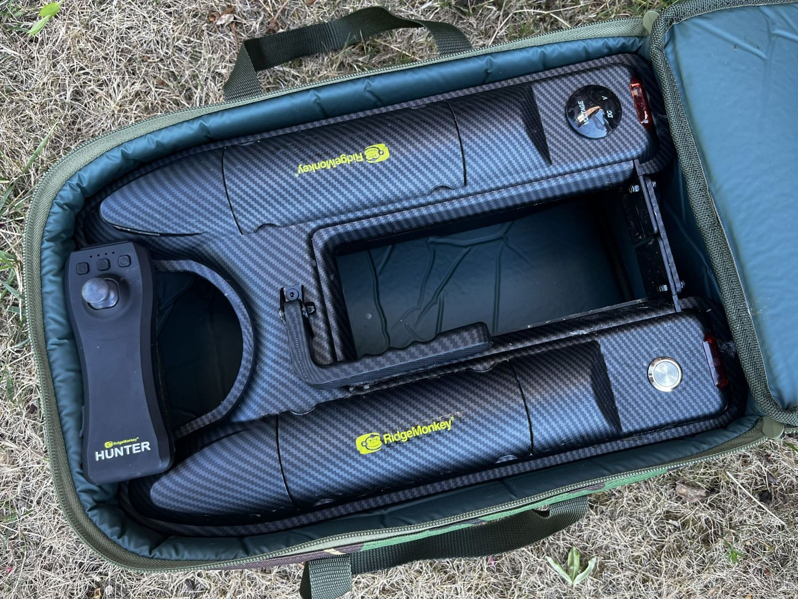 Cotswold Aquarius - Compact Bait Boat Bag