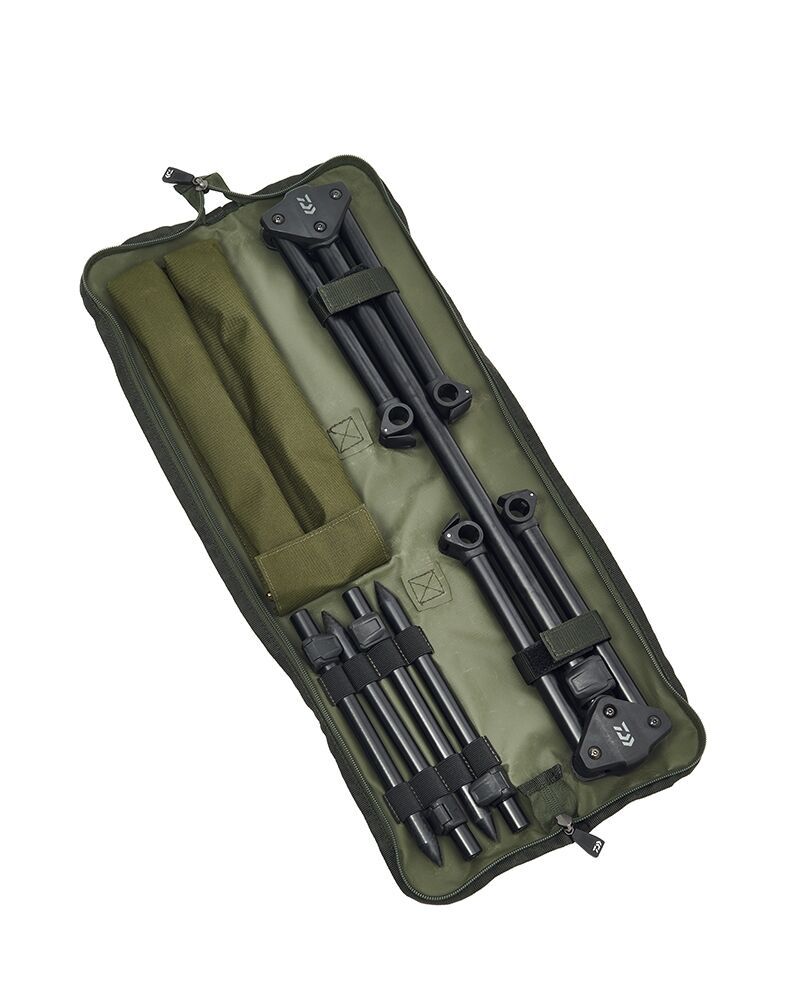 Daiwa - Black Widow Low Level 3 Rod Pod