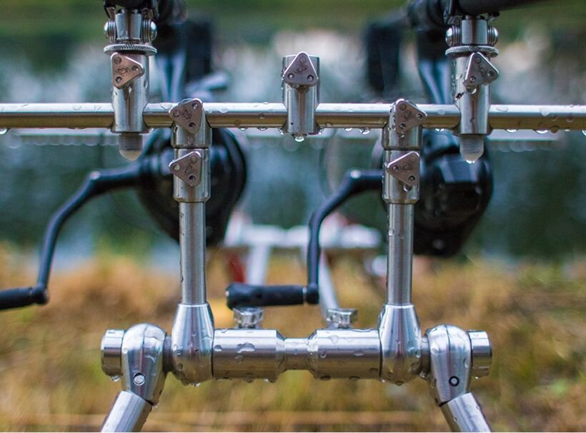 Carp Spirit - Inox - Rod Pod Complete - 3/4 Rods