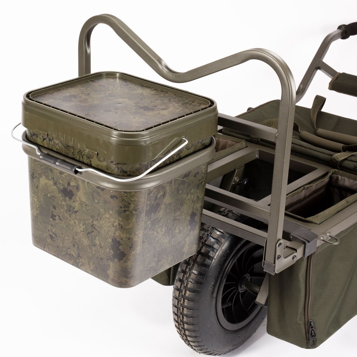 Nash - Barrow Bucket Outrigger Front