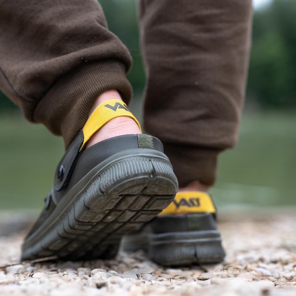 VASS - Easy Bac Trainers